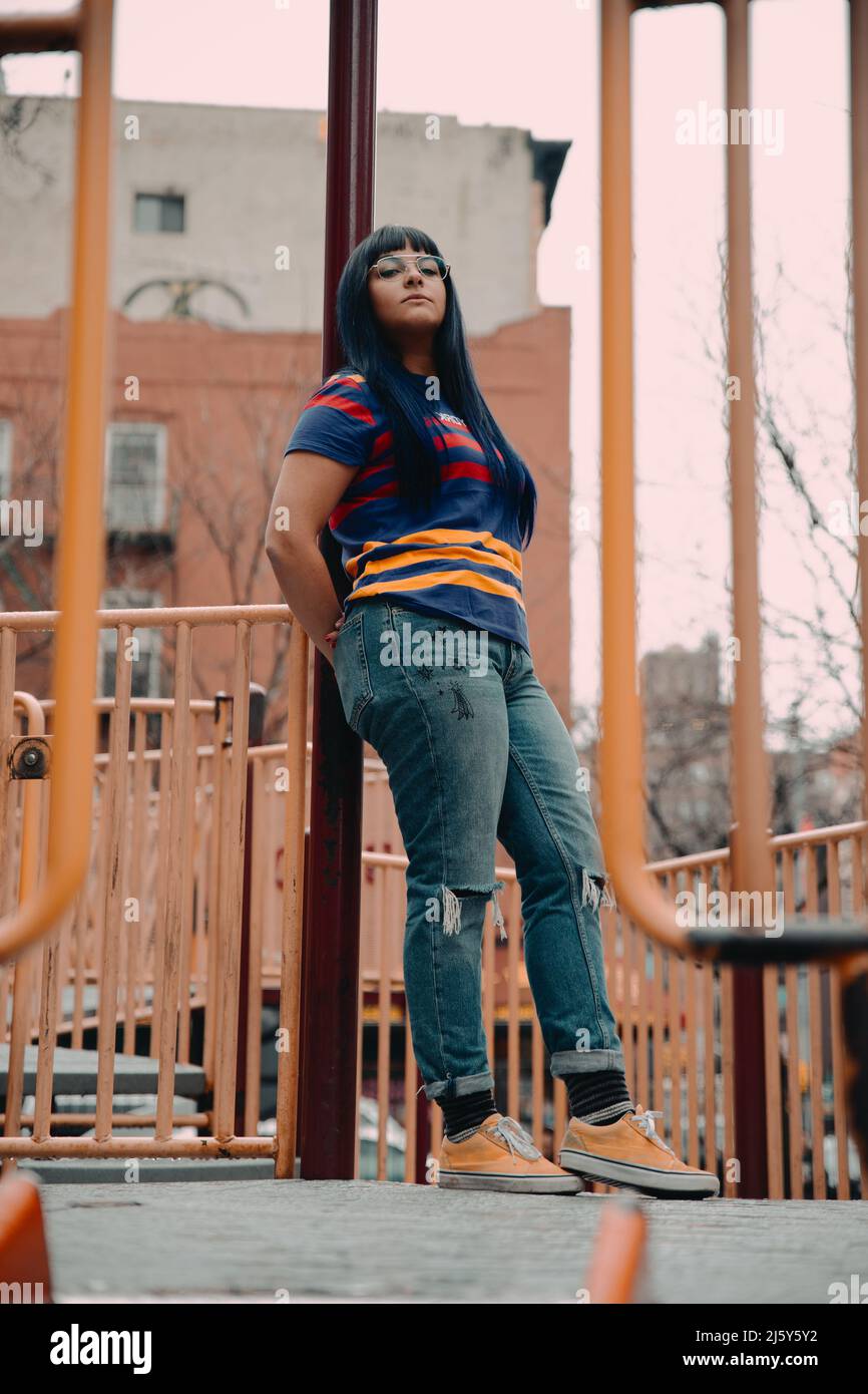 Lean on column hi-res stock photography and images - Alamy