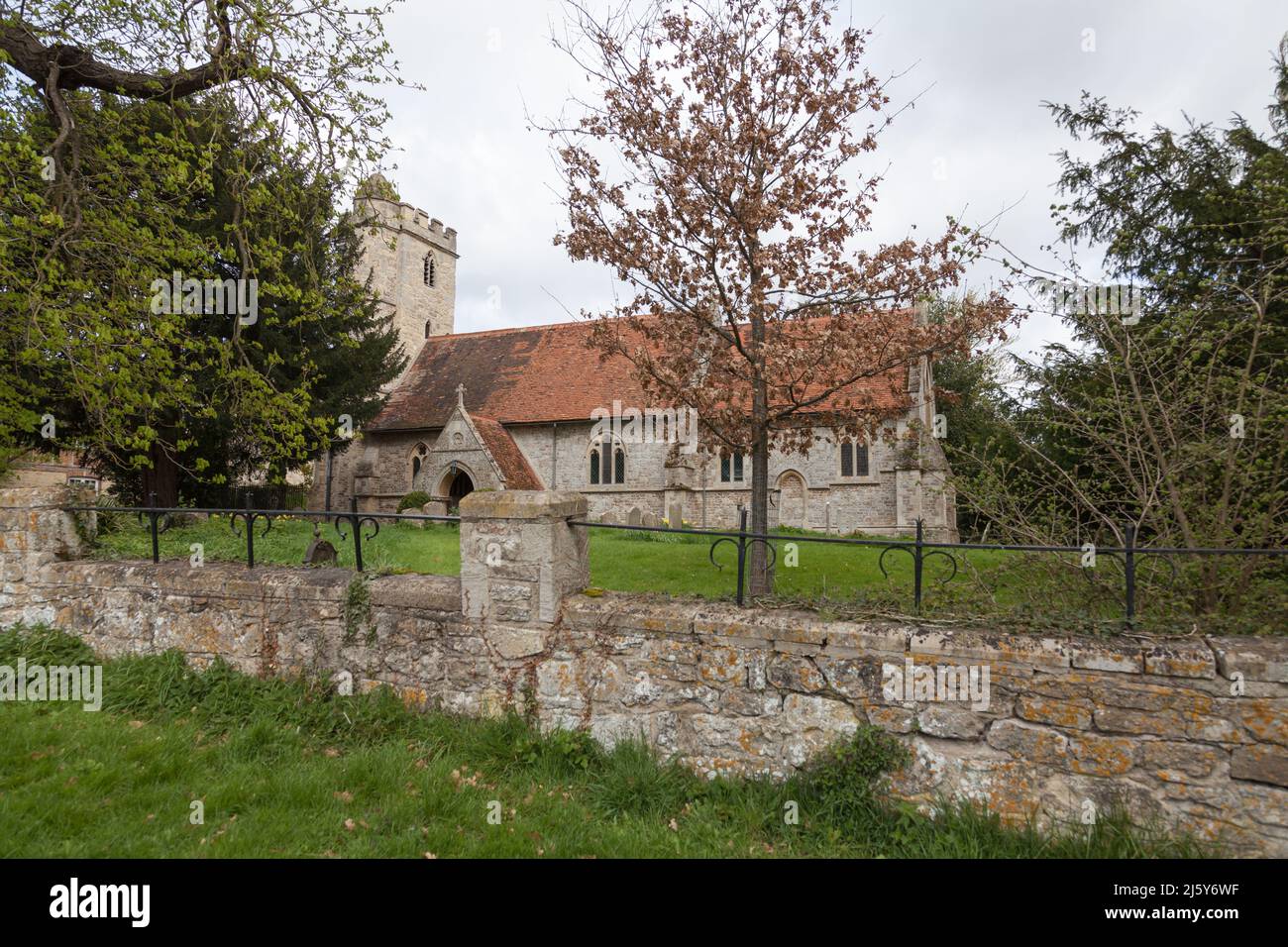 Little wittenham church hi-res stock photography and images - Alamy