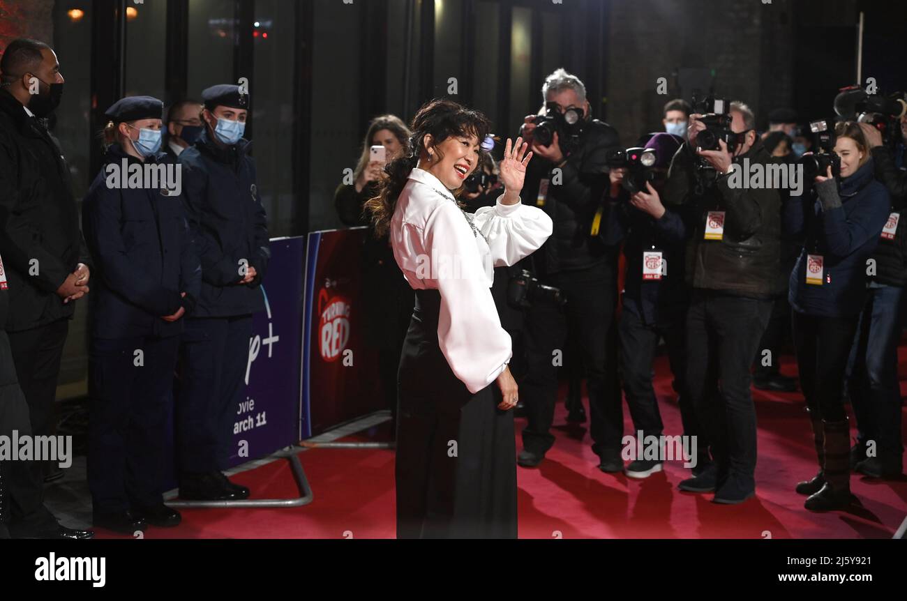 Photo Must Be Credited ©Alpha Press 079965 21/02/2022 Sandra Oh at the ...