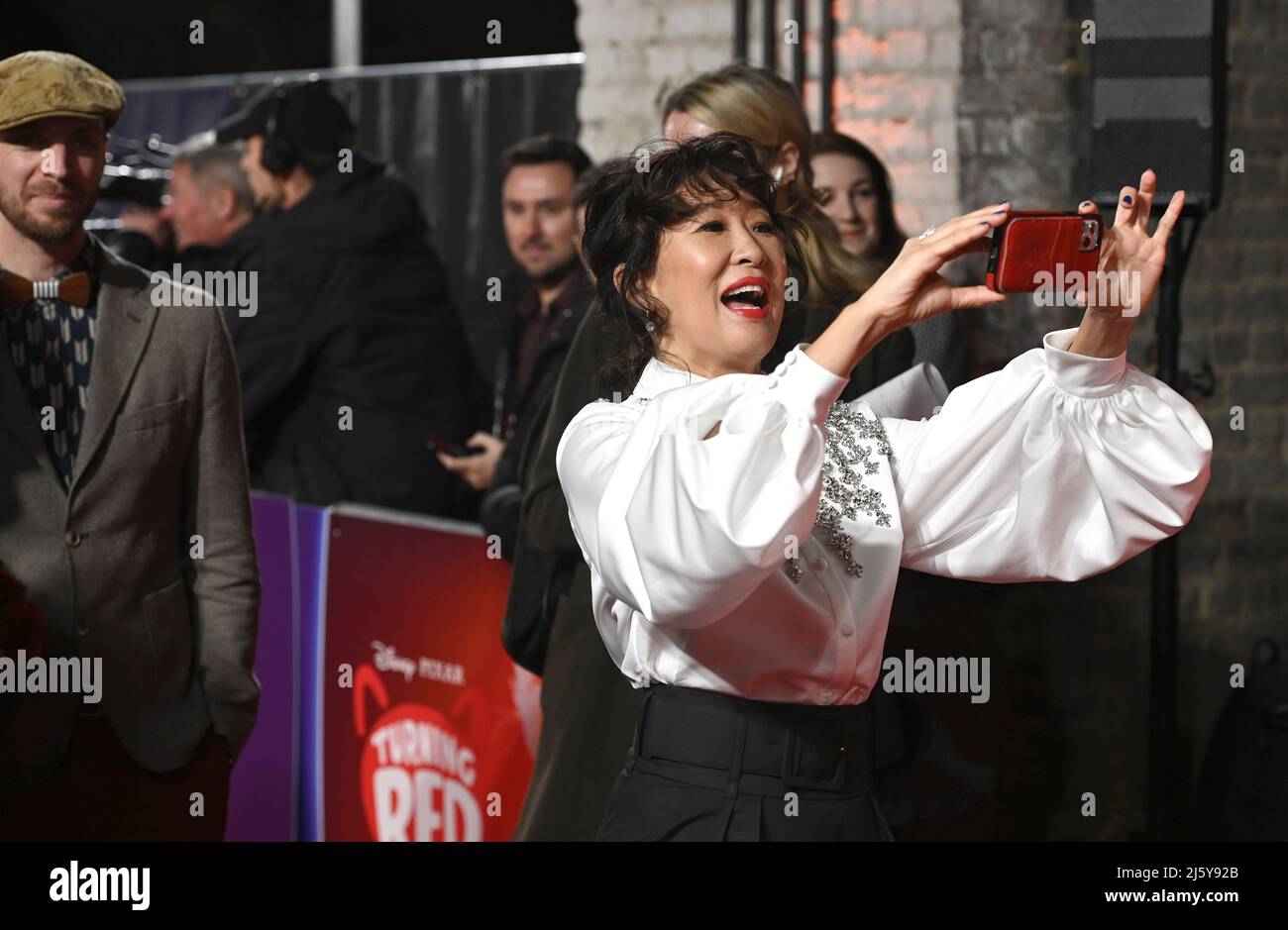 Photo Must Be Credited ©Alpha Press 079965 21/02/2022 Sandra Oh at the ...