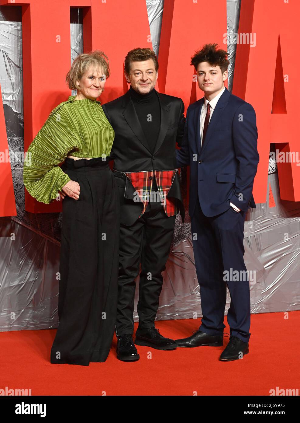 Photo Must Be Credited ©alpha Press 079965 23022022 Lorraine Ashbourne Andy Serkis With Son