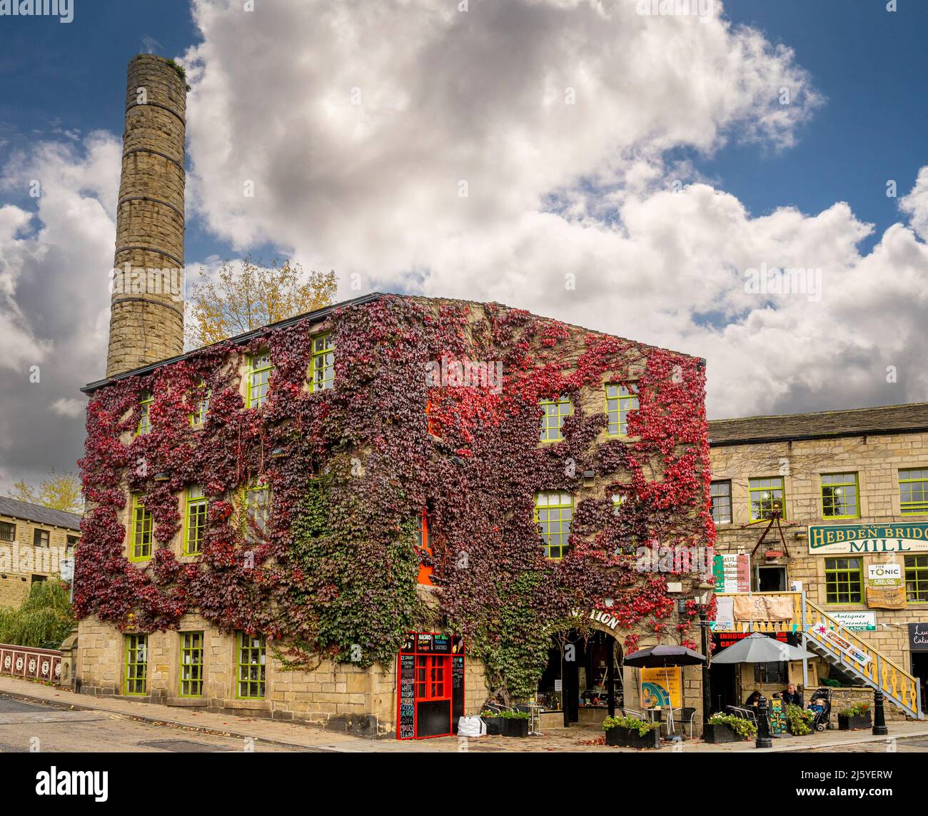 Bridge and mill hi-res stock photography and images - Alamy