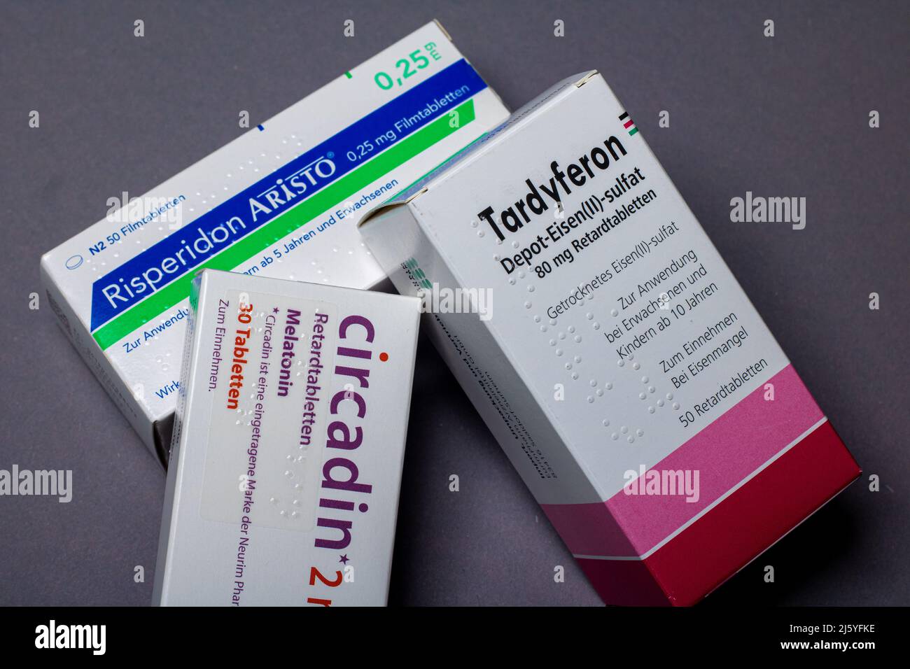 Medication preparation hi-res stock photography and images - Alamy