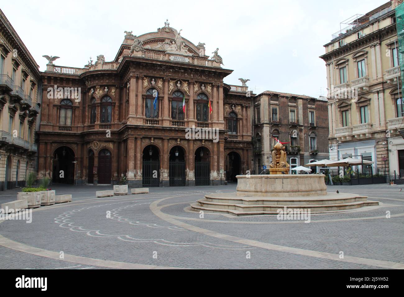 massimo bellini theater in catania in sicily (italy Stock Photo - Alamy