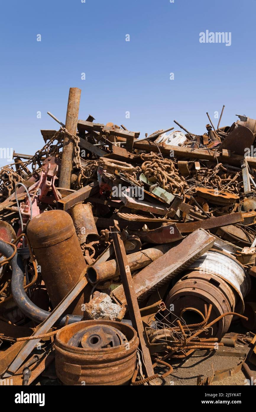 Rusted parts hi-res stock photography and images - Alamy