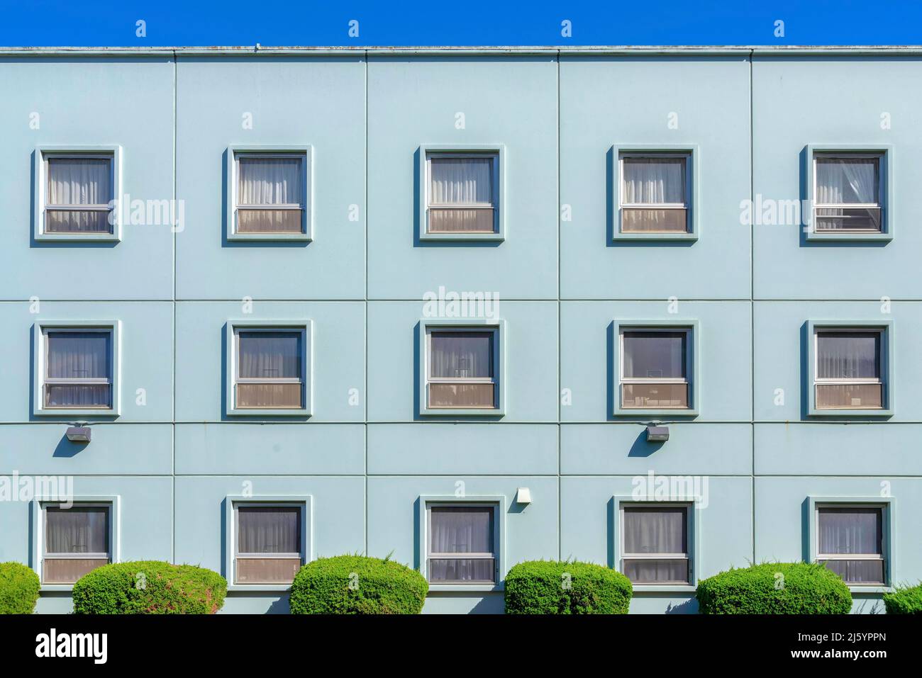 Blue window frames hi-res stock photography and images - Alamy