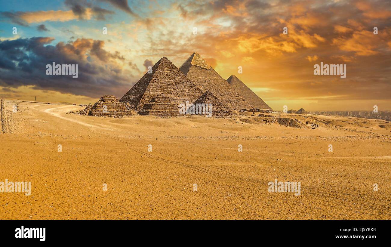 Famous Great Pyramids of Giza in Egypt, beautiful sunset photo in Giza ...
