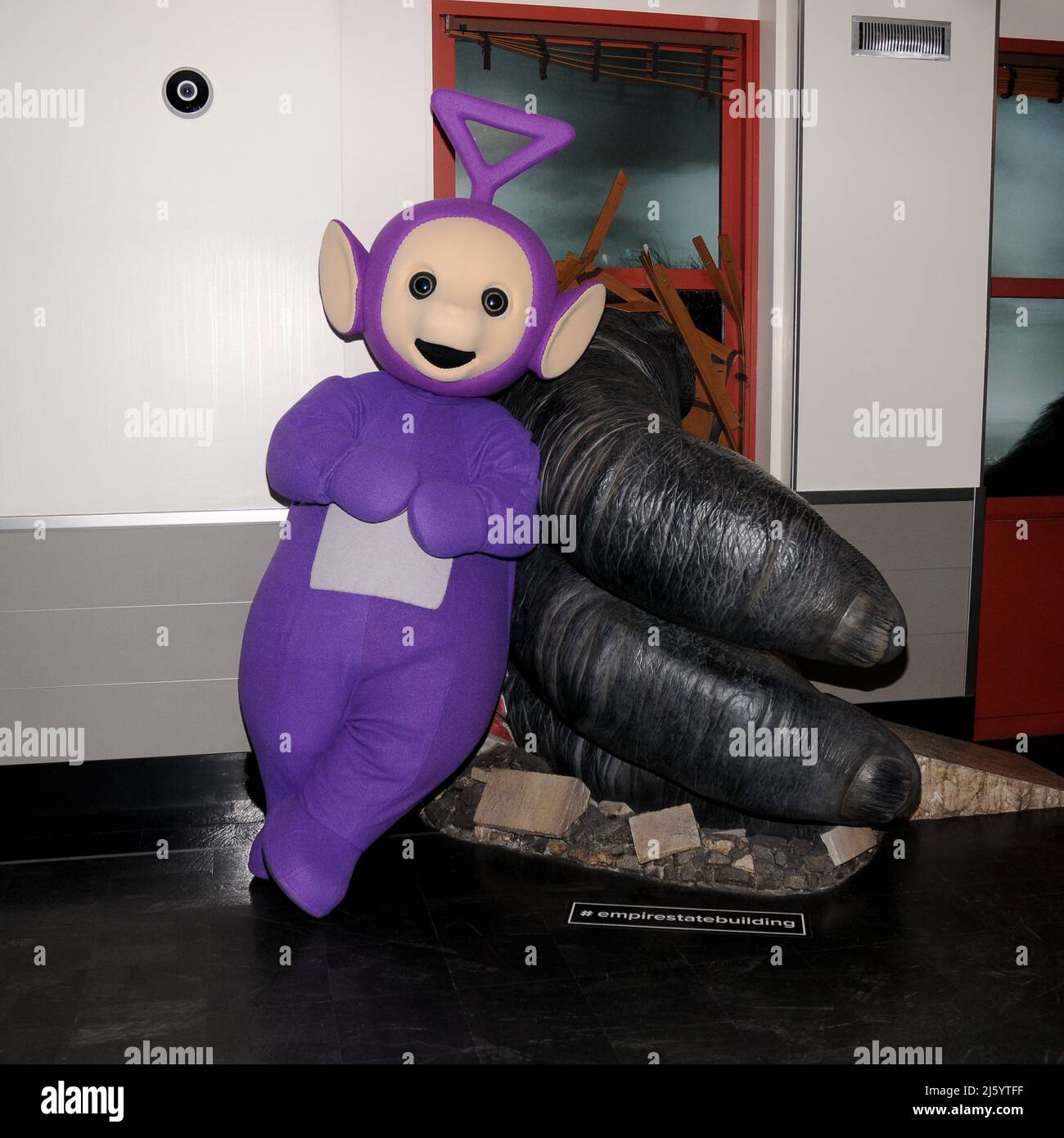 New York, United States. 26th Apr, 2022. A Teletubby poses for a photo ...