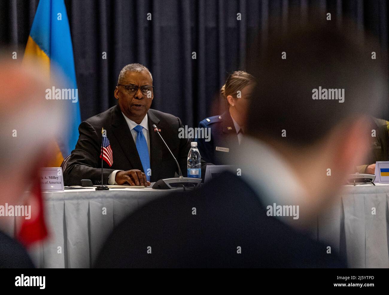 Nato conference table hi-res stock photography and images - Alamy