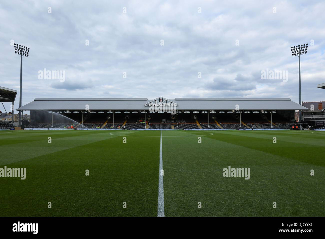 Johnny haynes stand hi-res stock photography and images - Alamy