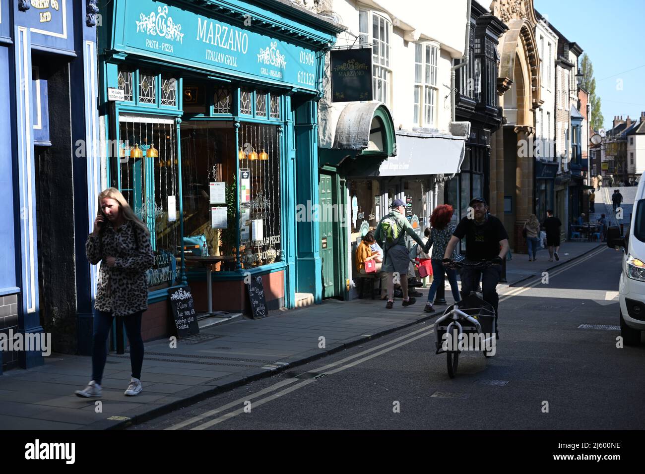 Fossgate shopping york hi-res stock photography and images - Alamy