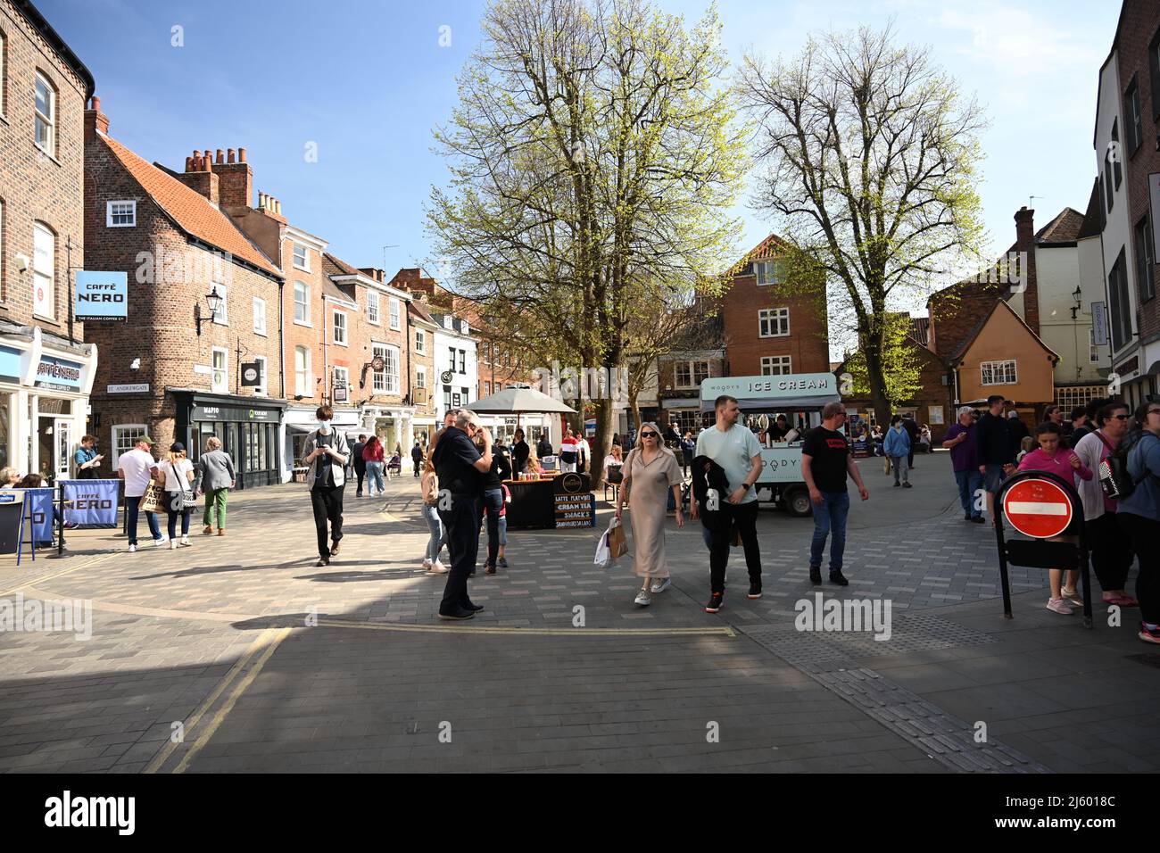 Kings square shopping centre hi-res stock photography and images - Alamy