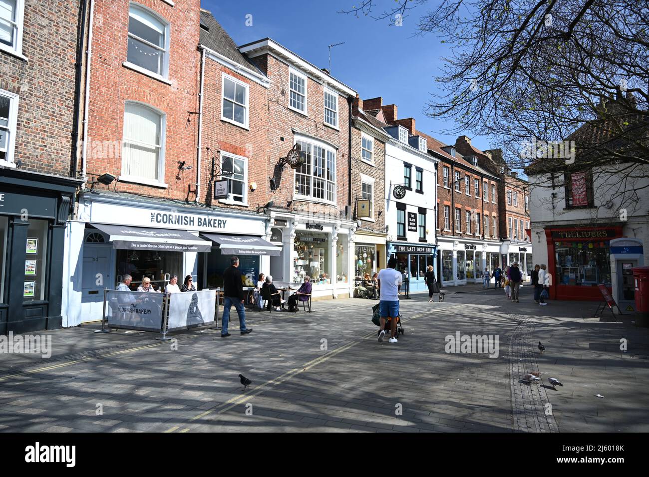 Kings square city of york england hi-res stock photography and images ...