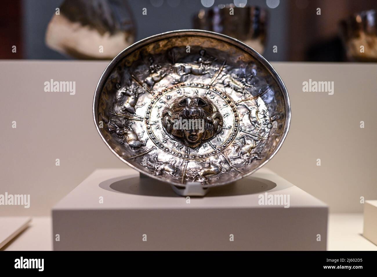 Patera for Libations. Gilded Silver. Perotito Hoard. The National ...