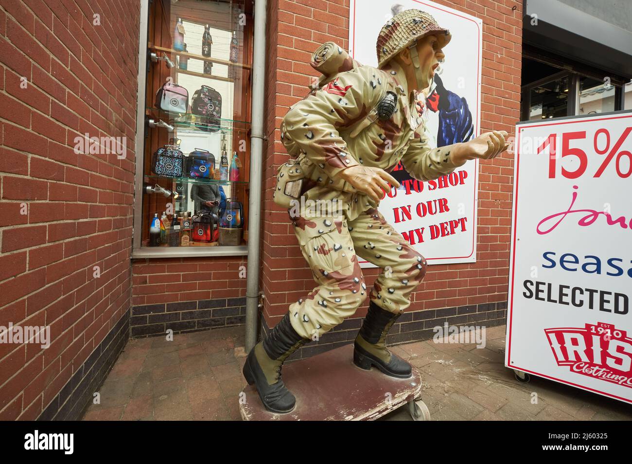 Us army soldier dummy hi-res stock photography and images - Alamy