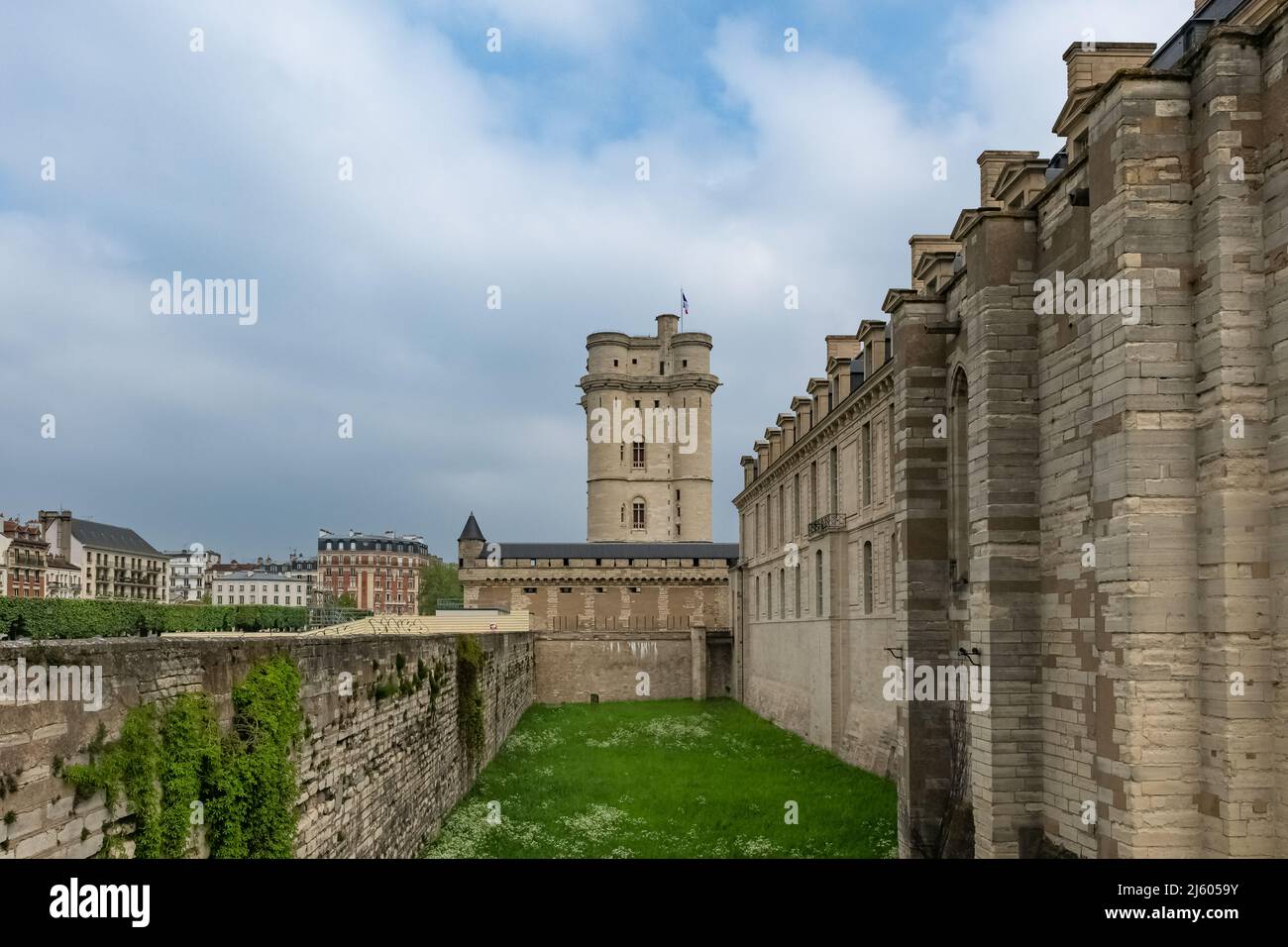 Vincennes castle hi-res stock photography and images - Alamy