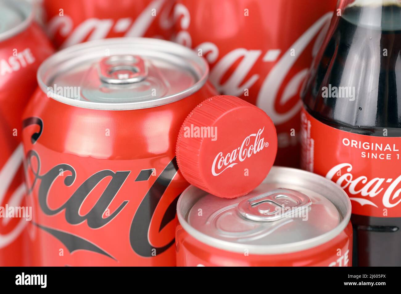 KHARKIV, UKRAINE - DECEMBER 16, 2021: Coca Cola production with classic ...