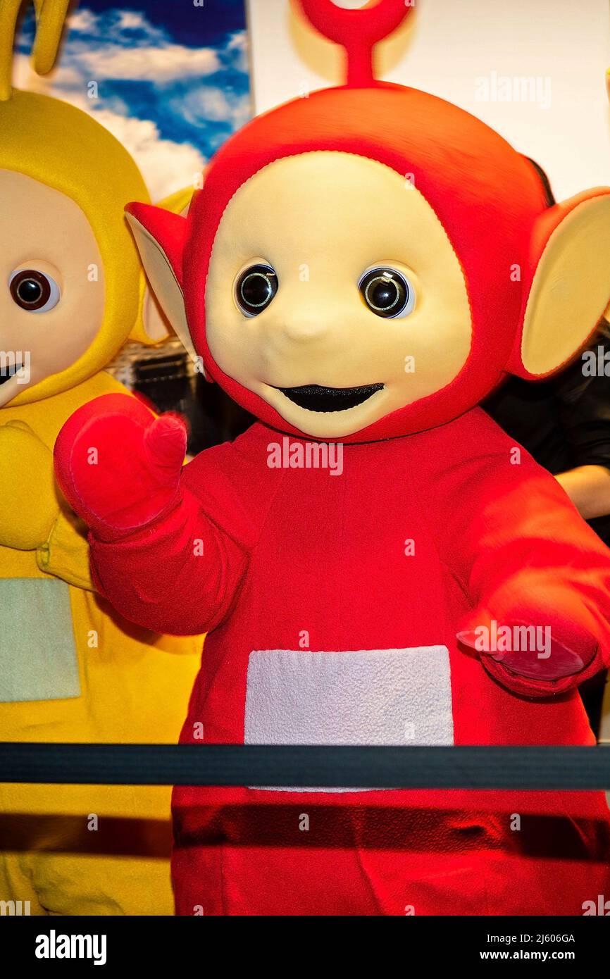 New York, NY, USA. 26th Apr, 2022. Po at the Teletubbies ceremonial ...