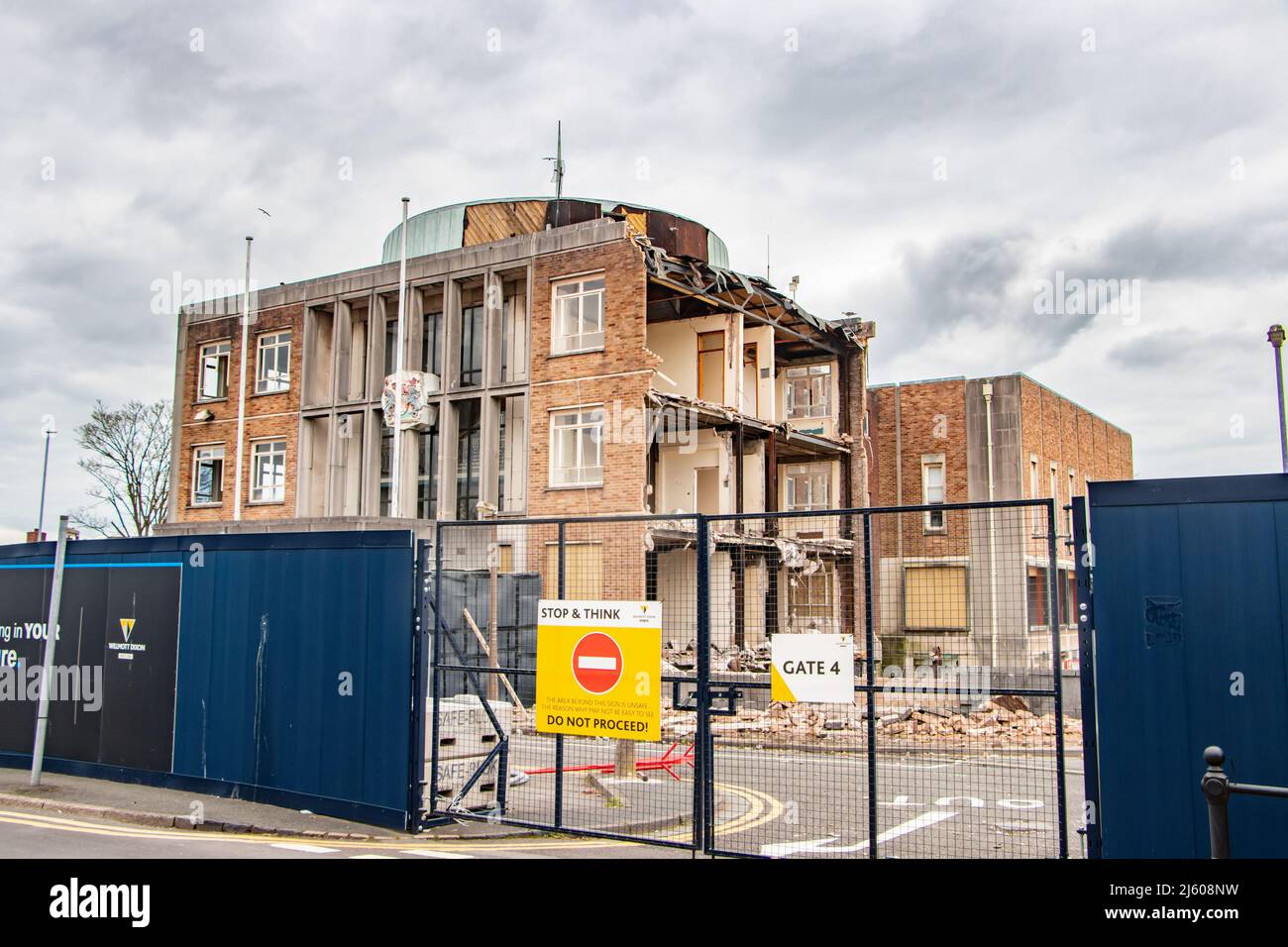 Demolition newcastle uk hi-res stock photography and images - Alamy