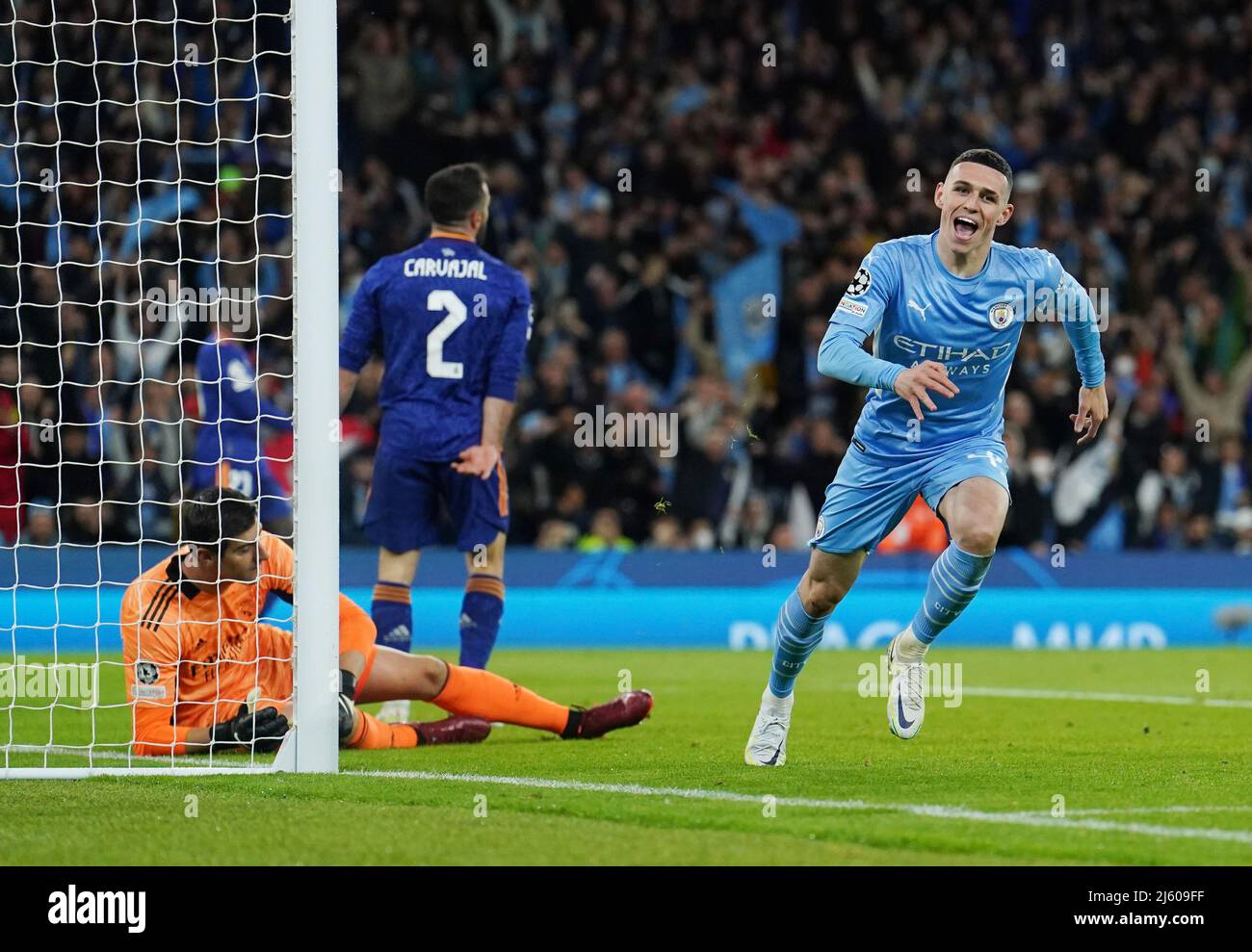 Phil foden champions league pa2022 hi-res stock photography and images ...