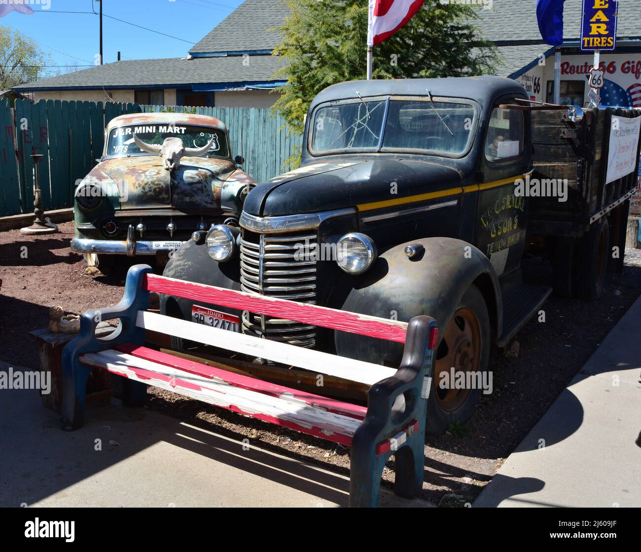 Retro lorry hi-res stock photography and images - Alamy