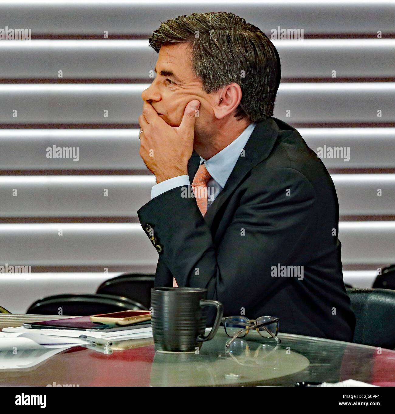 George stephanopoulos abc hi-res stock photography and images - Alamy