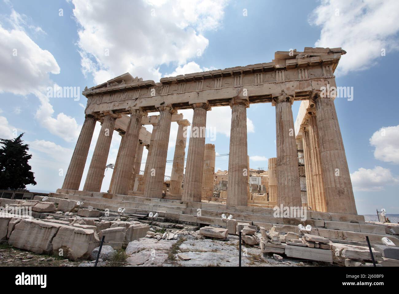 Ancient Greek temple Parthenon at Acropolis in Athens, Greece ...