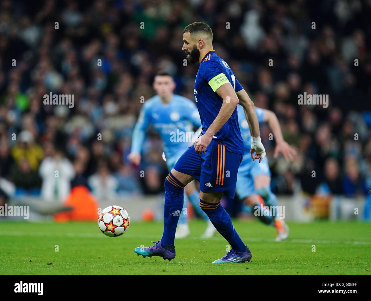 Karim benzema real madrid v man city hi-res stock photography and ...