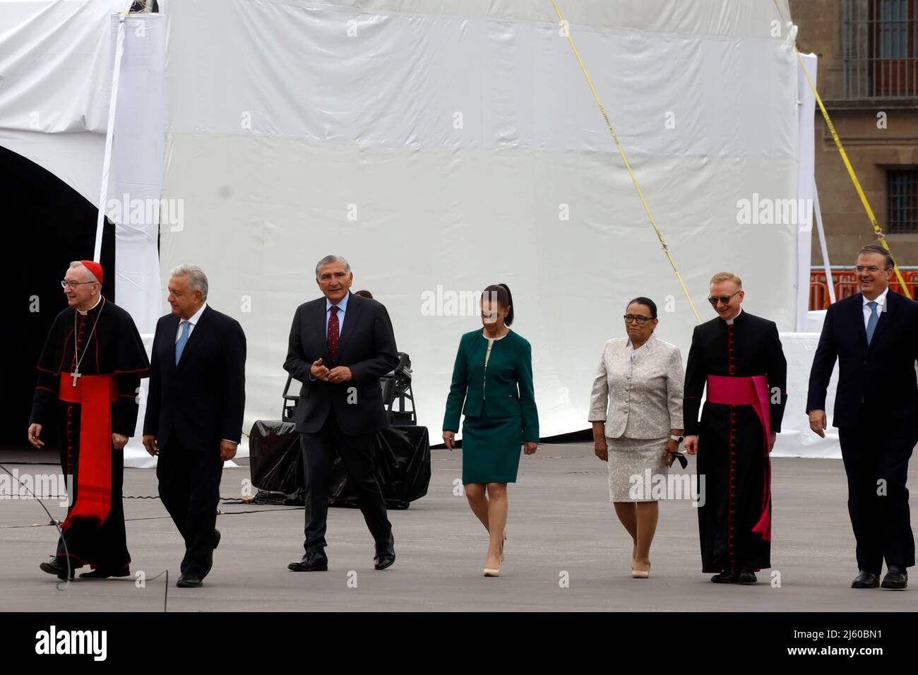 Bilateral cardinal hi-res stock photography and images - Alamy