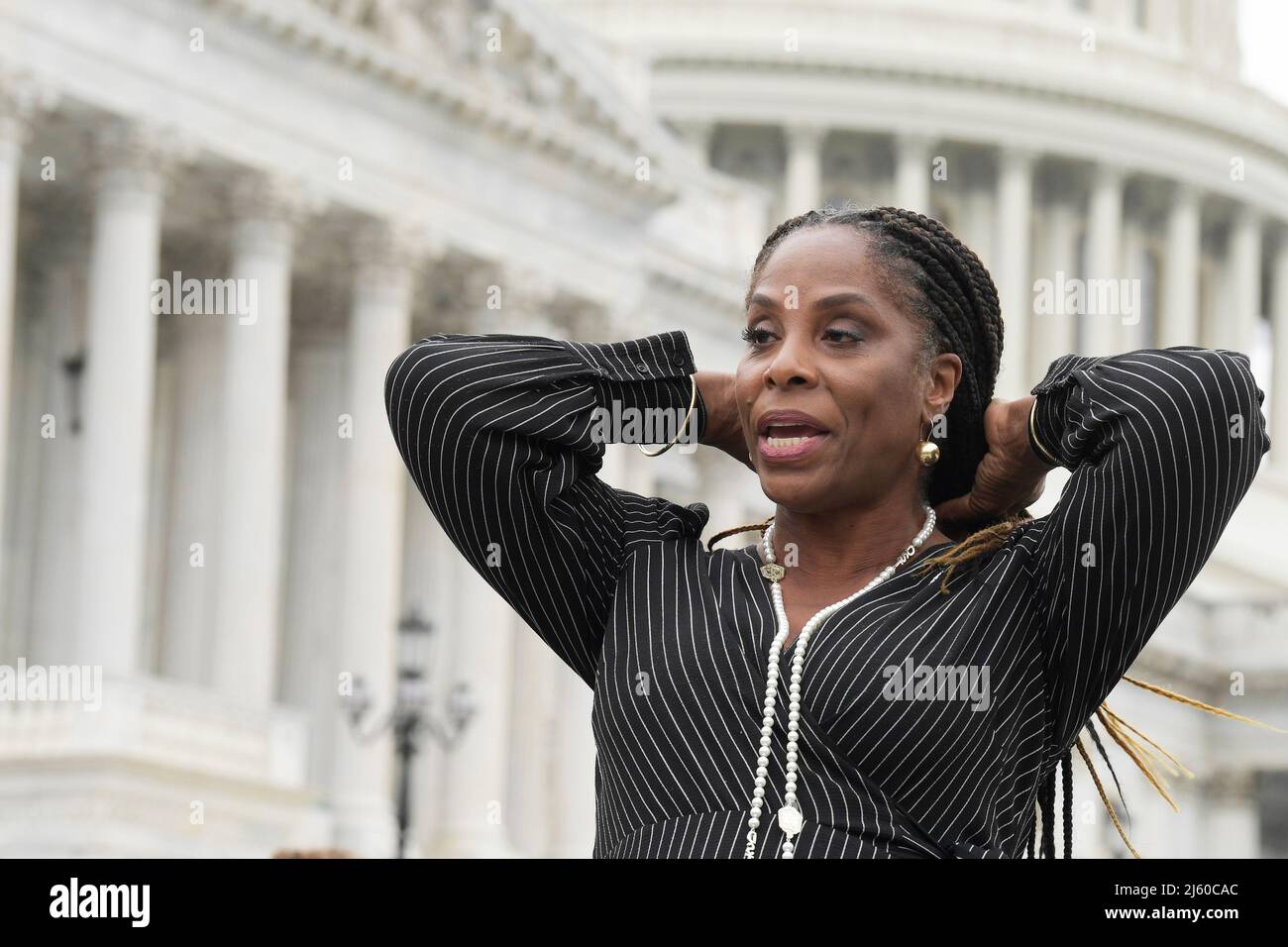 Black innovation bill hi-res stock photography and images - Alamy