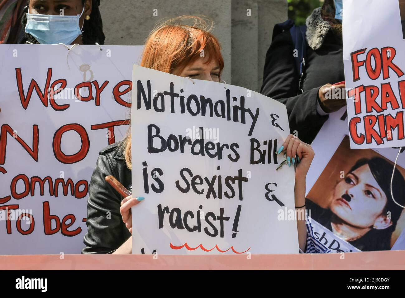 Women asylum seekers hi-res stock photography and images - Alamy