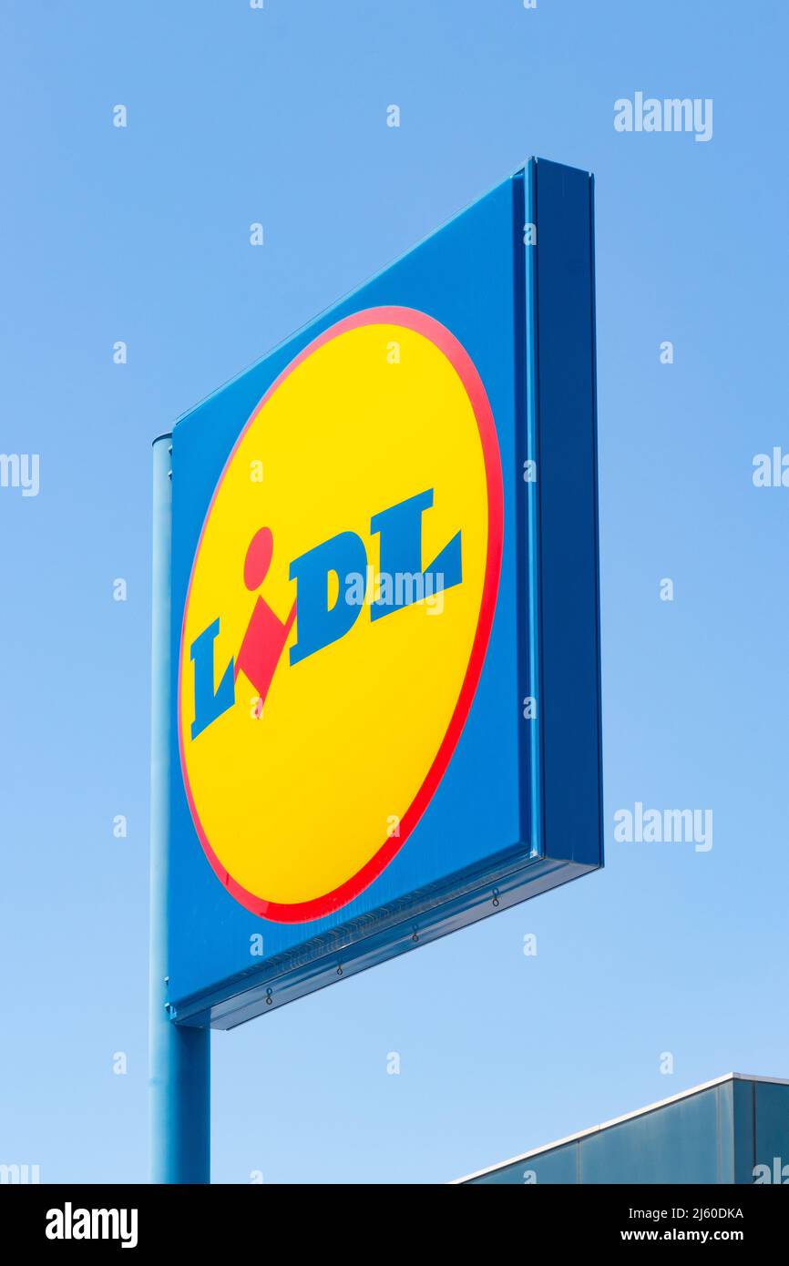 Lidl store spain hi-res stock photography and images - Alamy