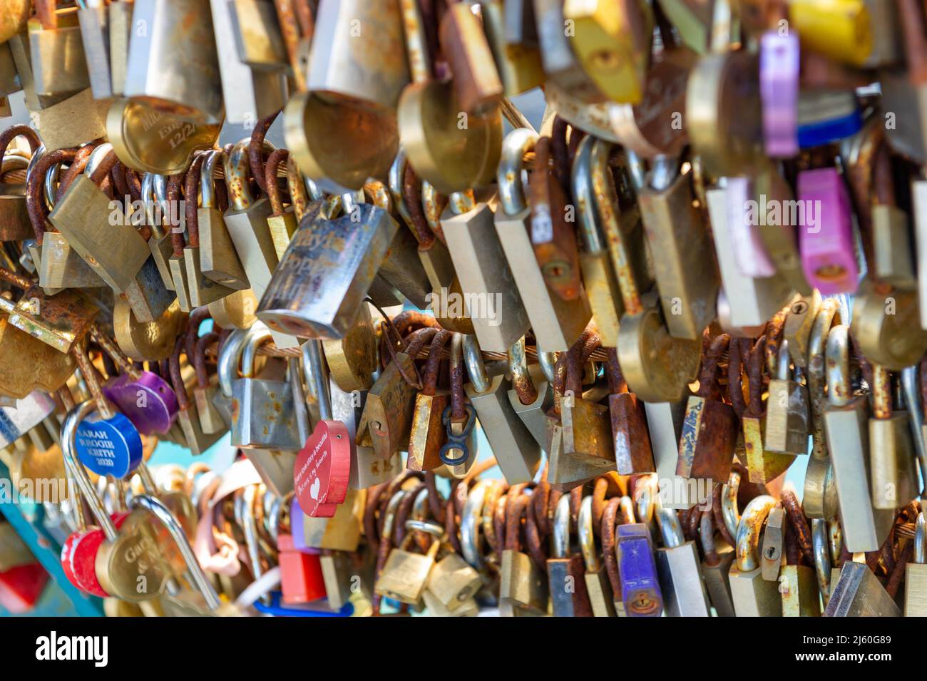 Bakewell weir bridge hi-res stock photography and images - Alamy