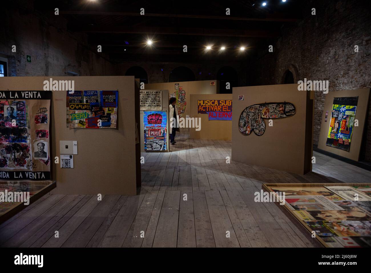 Fine art installation hi-res stock photography and images - Alamy