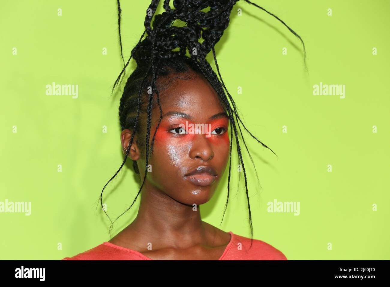 180 strand hi-res stock photography and images - Alamy