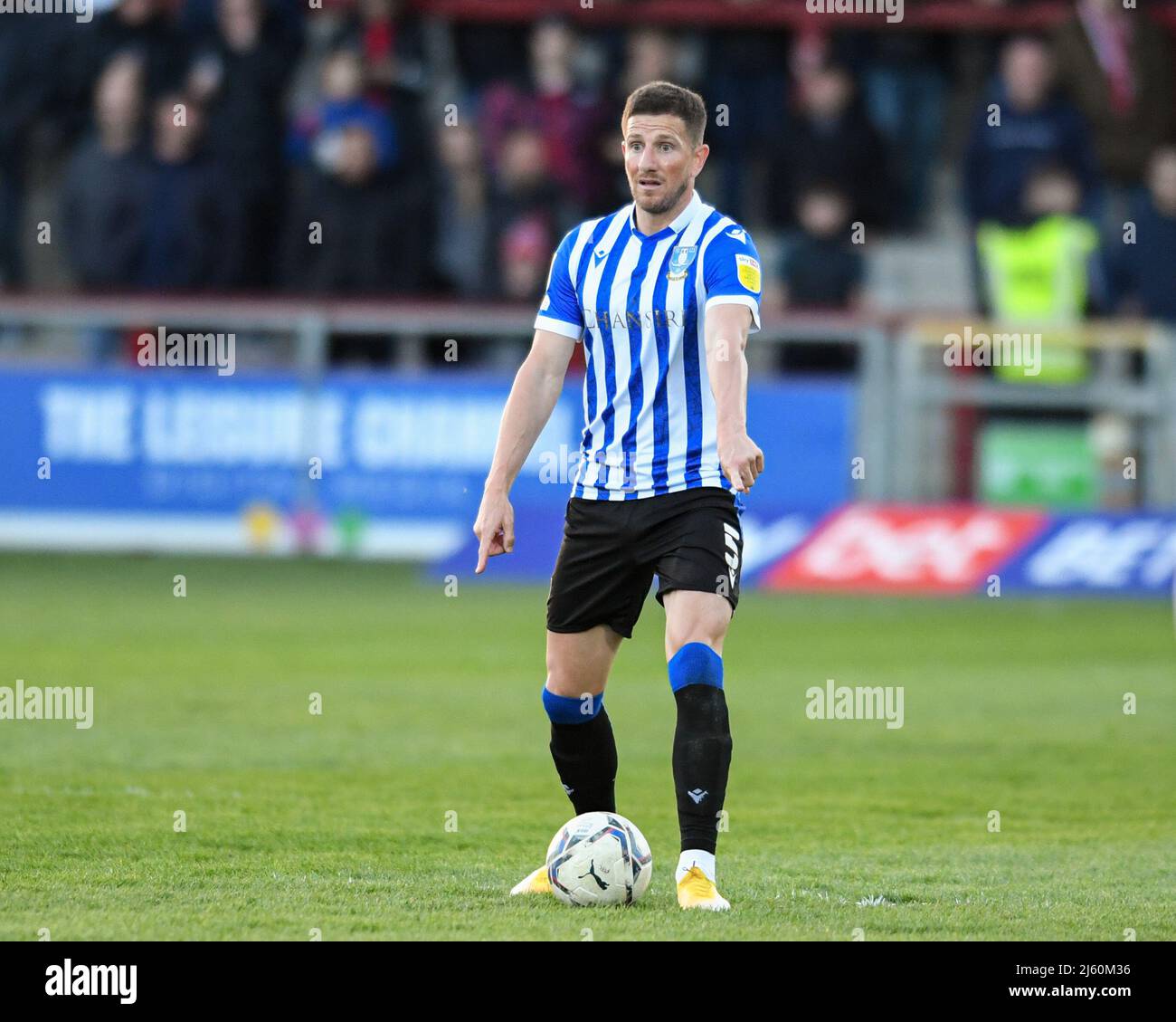 Sam Hutchinson #5 of Sheffield Wednesday gives instructions during the ...
