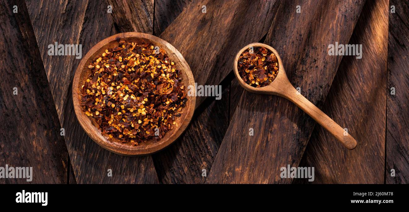 Crushed red cayenne pepper - dried chili Stock Photo - Alamy
