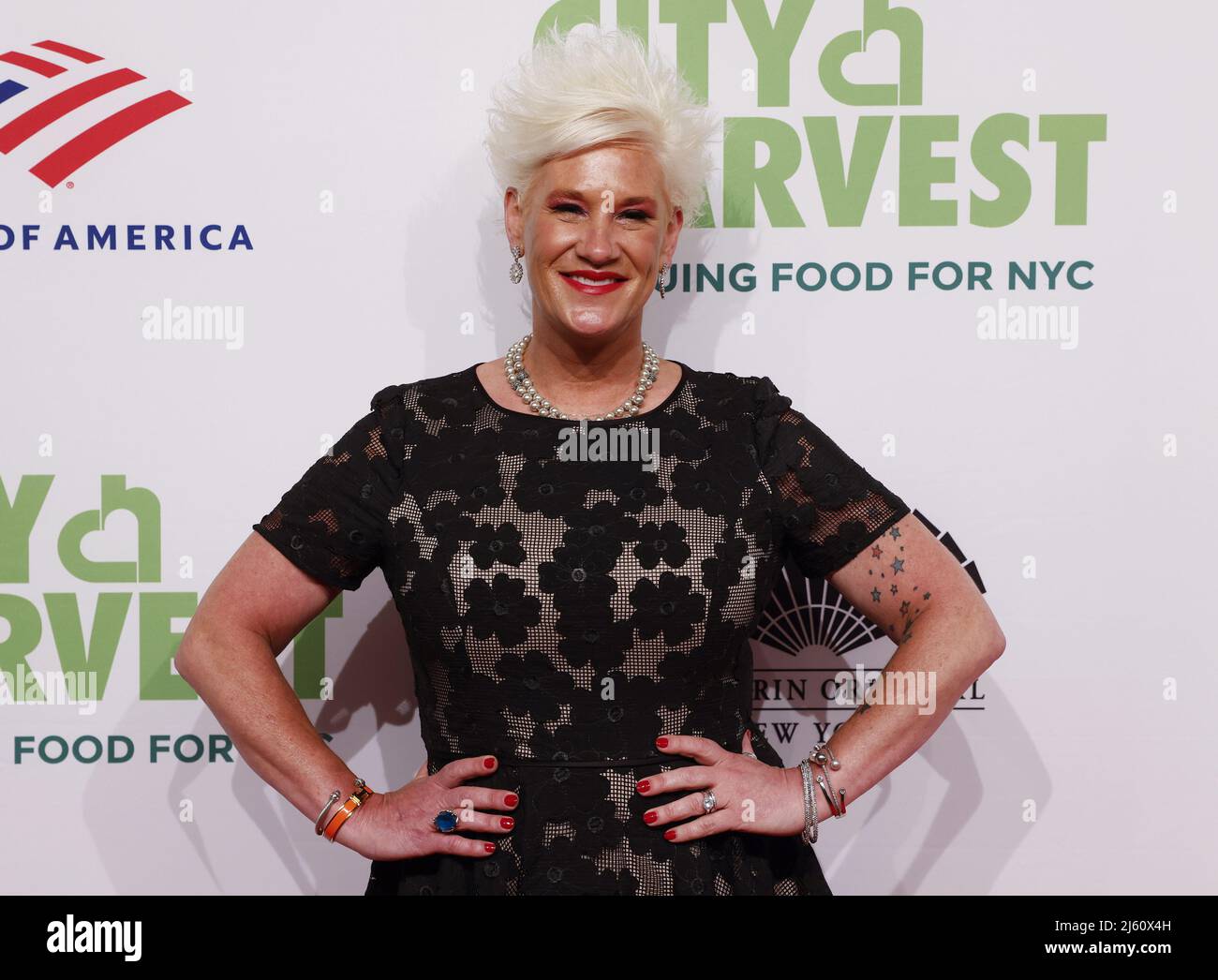 New York, United States. 26th Apr, 2022. Anne Burrell arrives on the ...