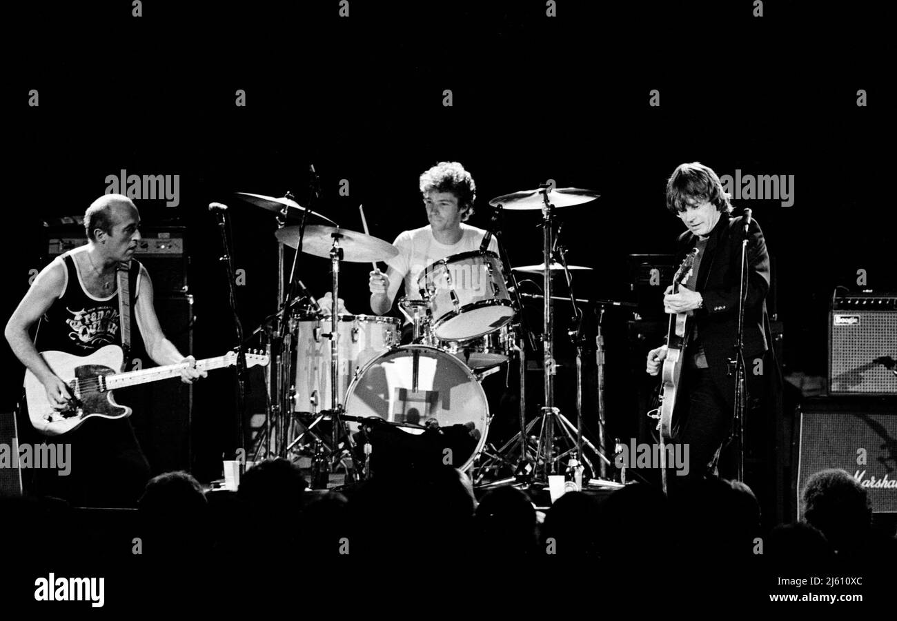 Dave Edmonds perform on Solid Gold in 1983 Credit: Ron Wolfson ...