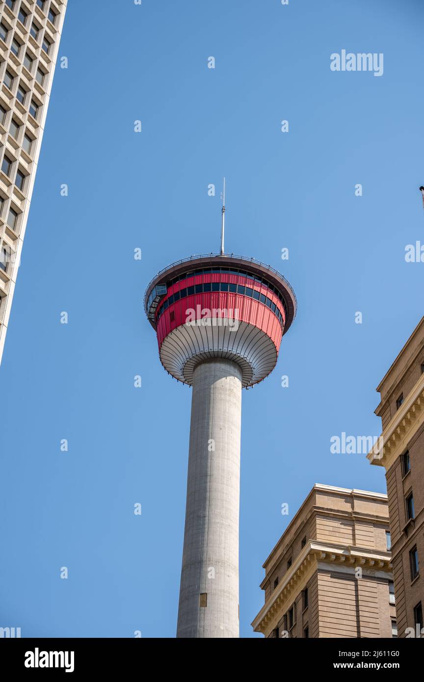 Calgary skyscraper tower hi-res stock photography and images - Alamy