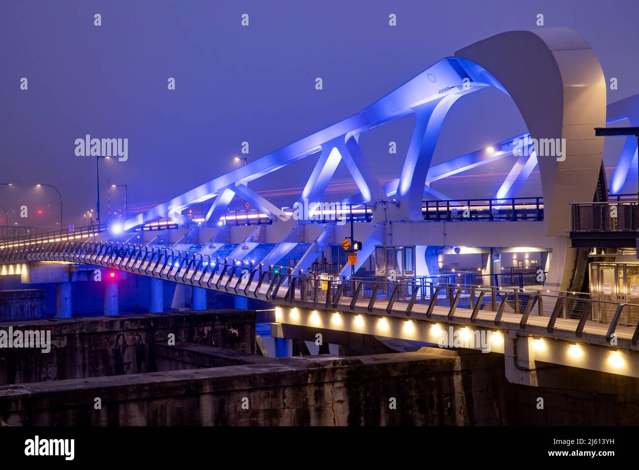 Johnson Street Bridge at night - Victoria, Vancouver Island, British ...