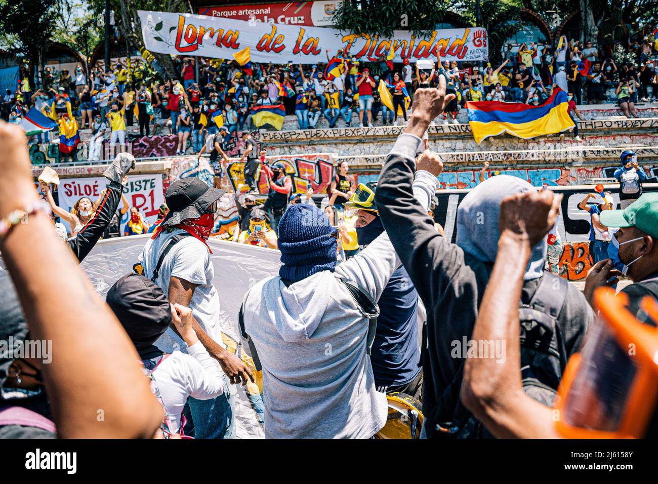 Colombia 2021 demonstration cali hi-res stock photography and images ...
