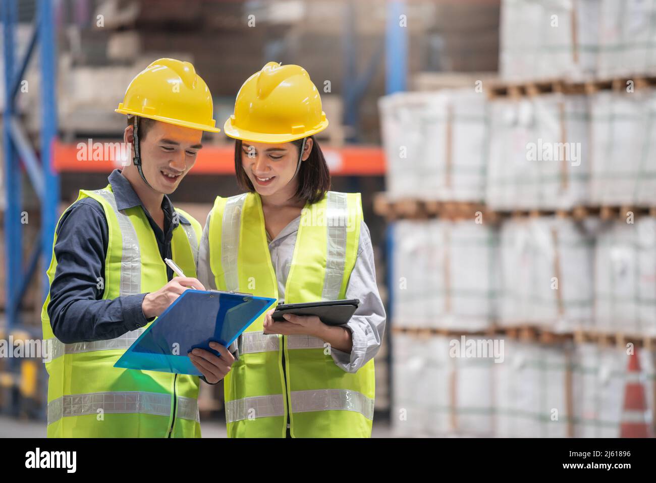 Port worker checking cargo hi-res stock photography and images - Alamy