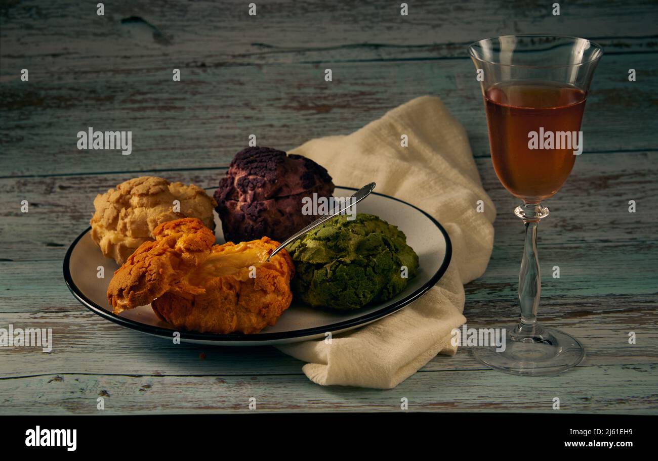 Profiteroles hi-res stock photography and images - Alamy