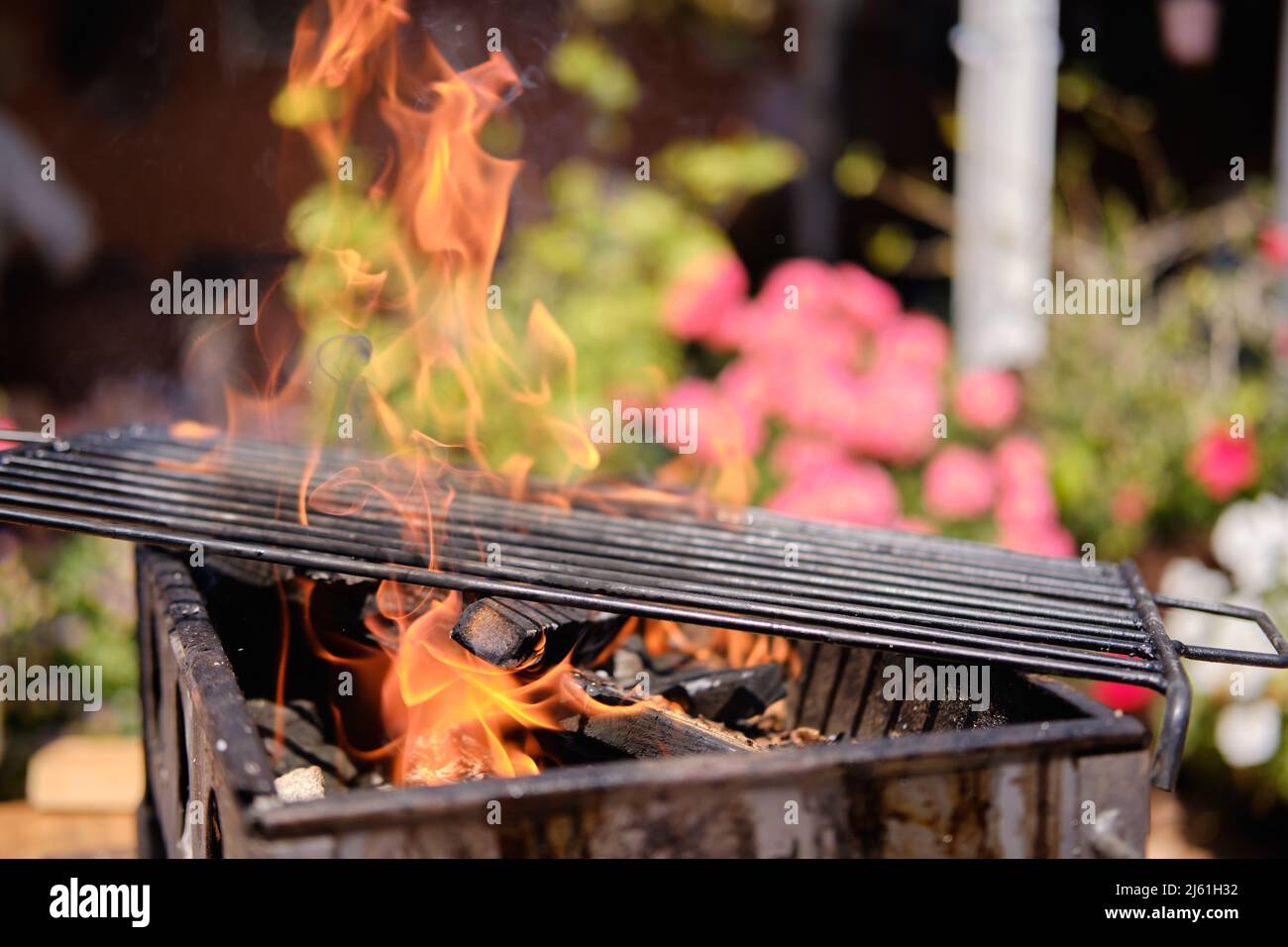 Barbecue Grill. Detail of Fire flames Stock Photo - Alamy