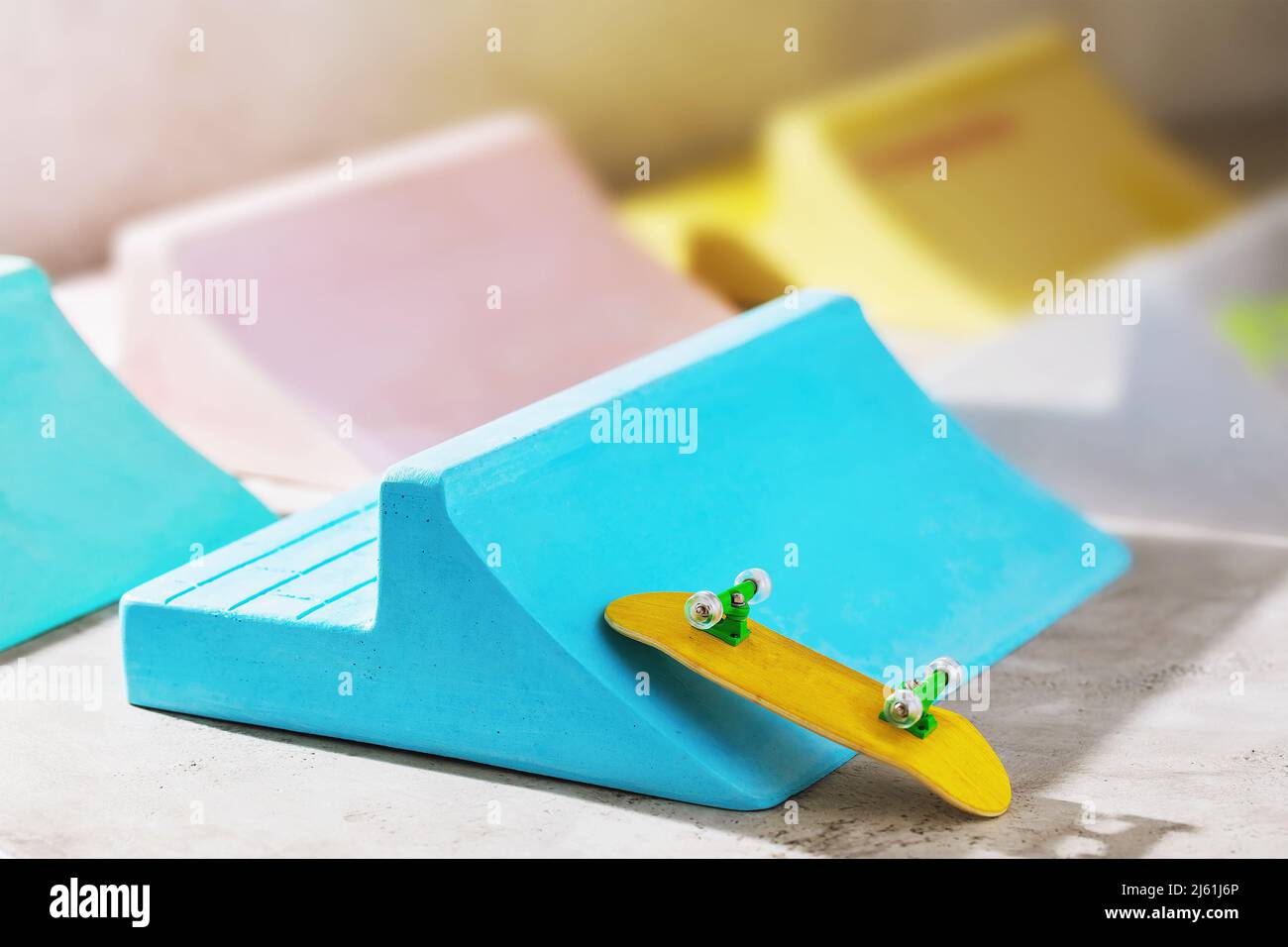 Finger wheels hi-res stock photography and images - Alamy