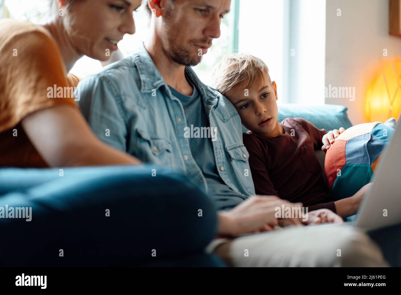Mature son living at home with parents hi-res stock photography and ...