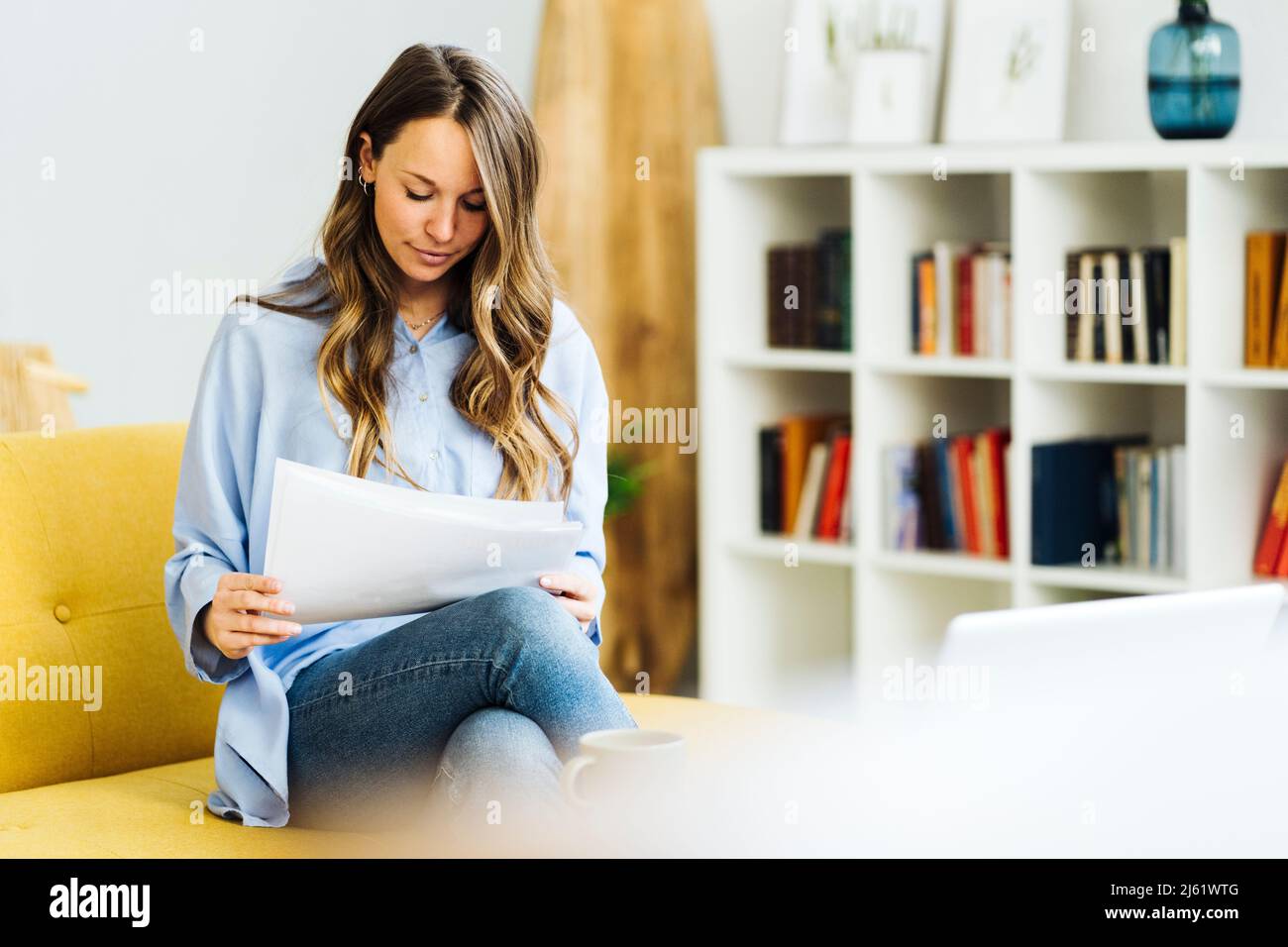 Paperwork documents hi-res stock photography and images - Alamy