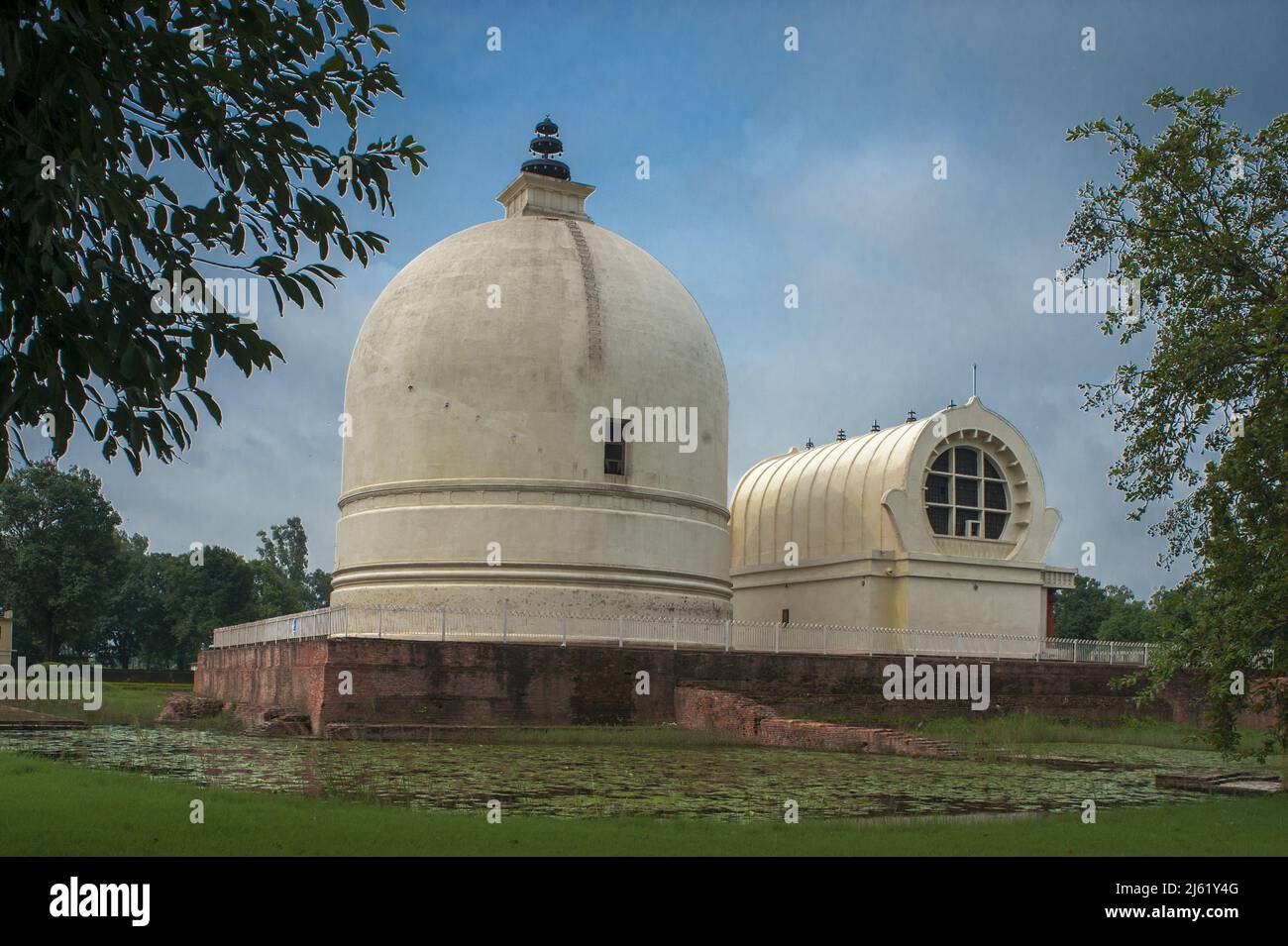 Parinirvana temple hi-res stock photography and images - Alamy