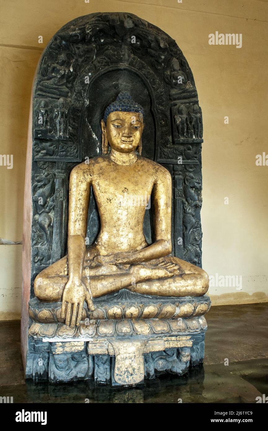 Matha kuar shrine hi-res stock photography and images - Alamy